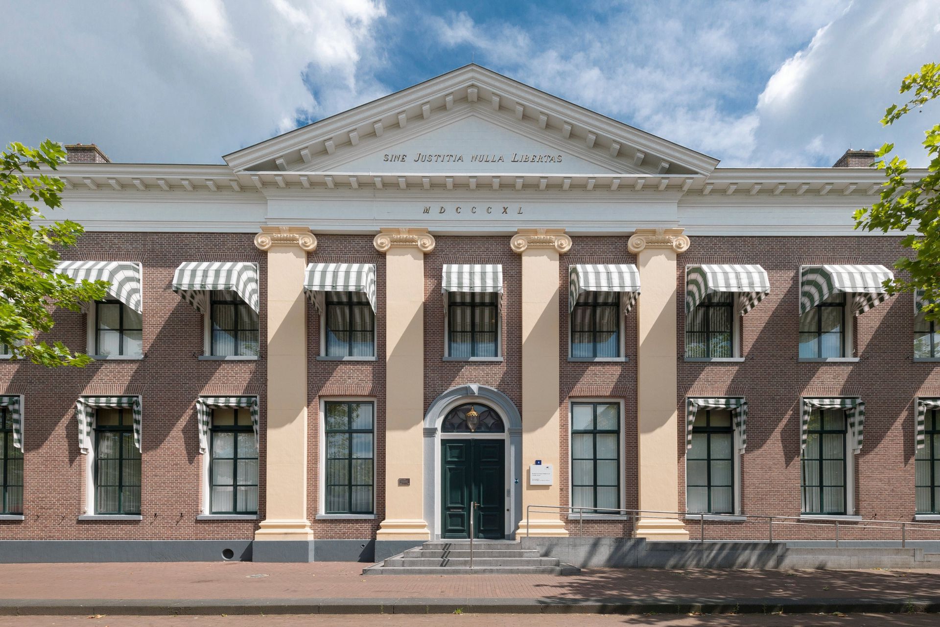 Wantrouwen onder personeel rechtbank Noord-Nederland - NRC