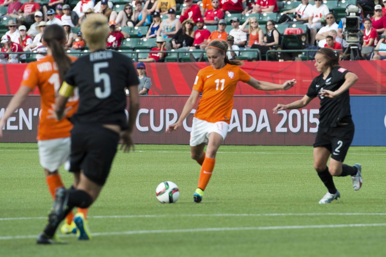 Nederlandse voetbalvrouwen openen WK met winst - NRC