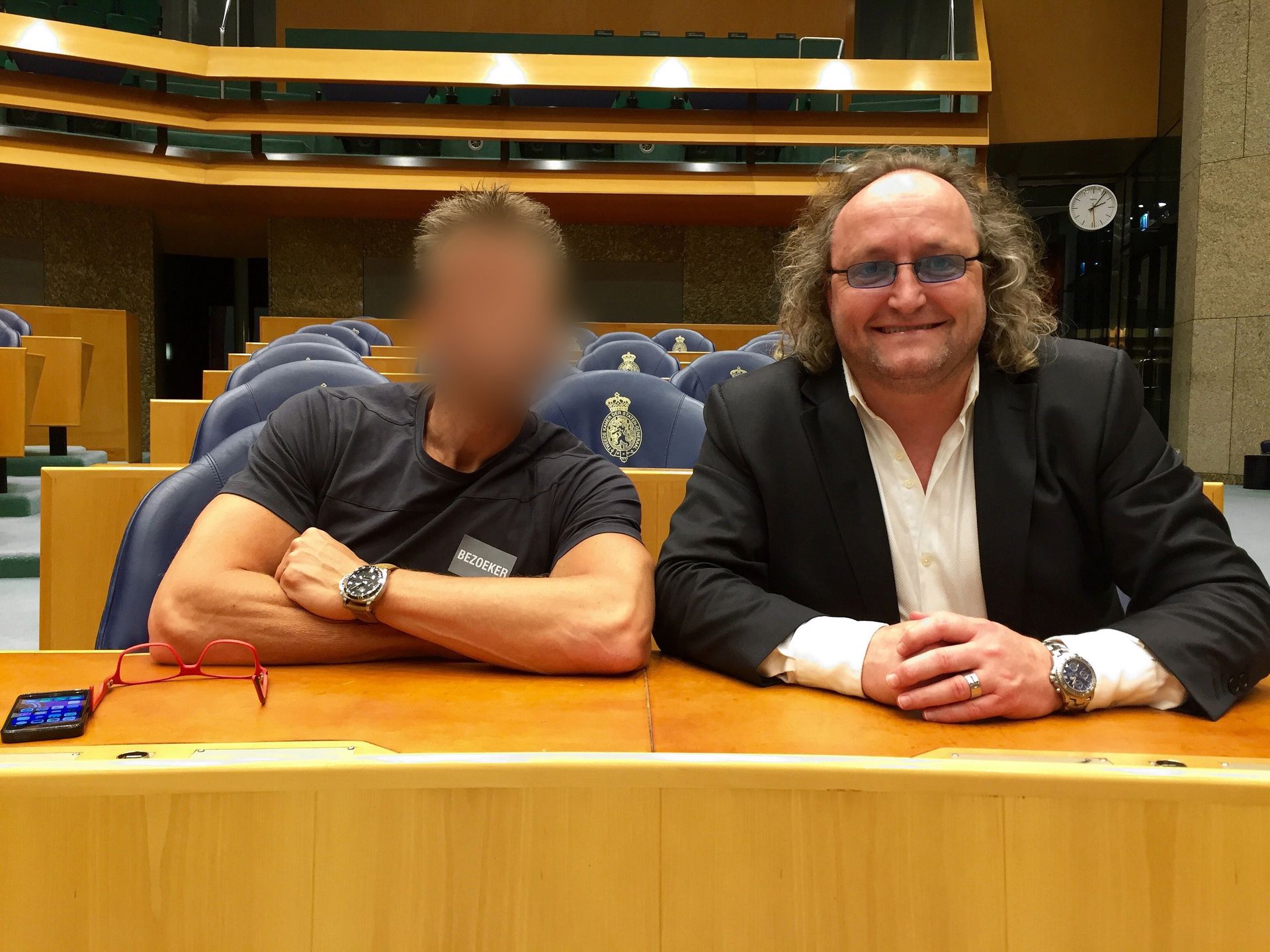 Nieuwe informatie dat Dion Graus vrouw aanzette tot seks - NRC