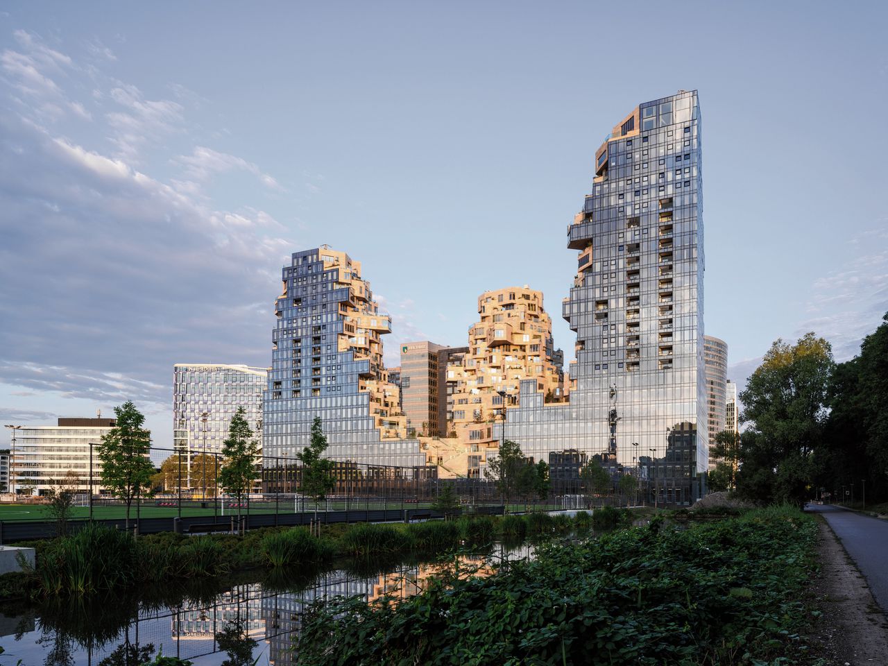 MVRDV ontwierp een huiveringwekkende oase in de steenwoestijn van de ...