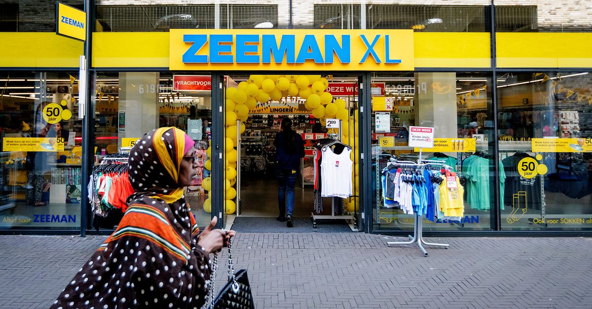 Zeeman verwacht komende jaren sluiting van 60 tot 70 winkels - NRC