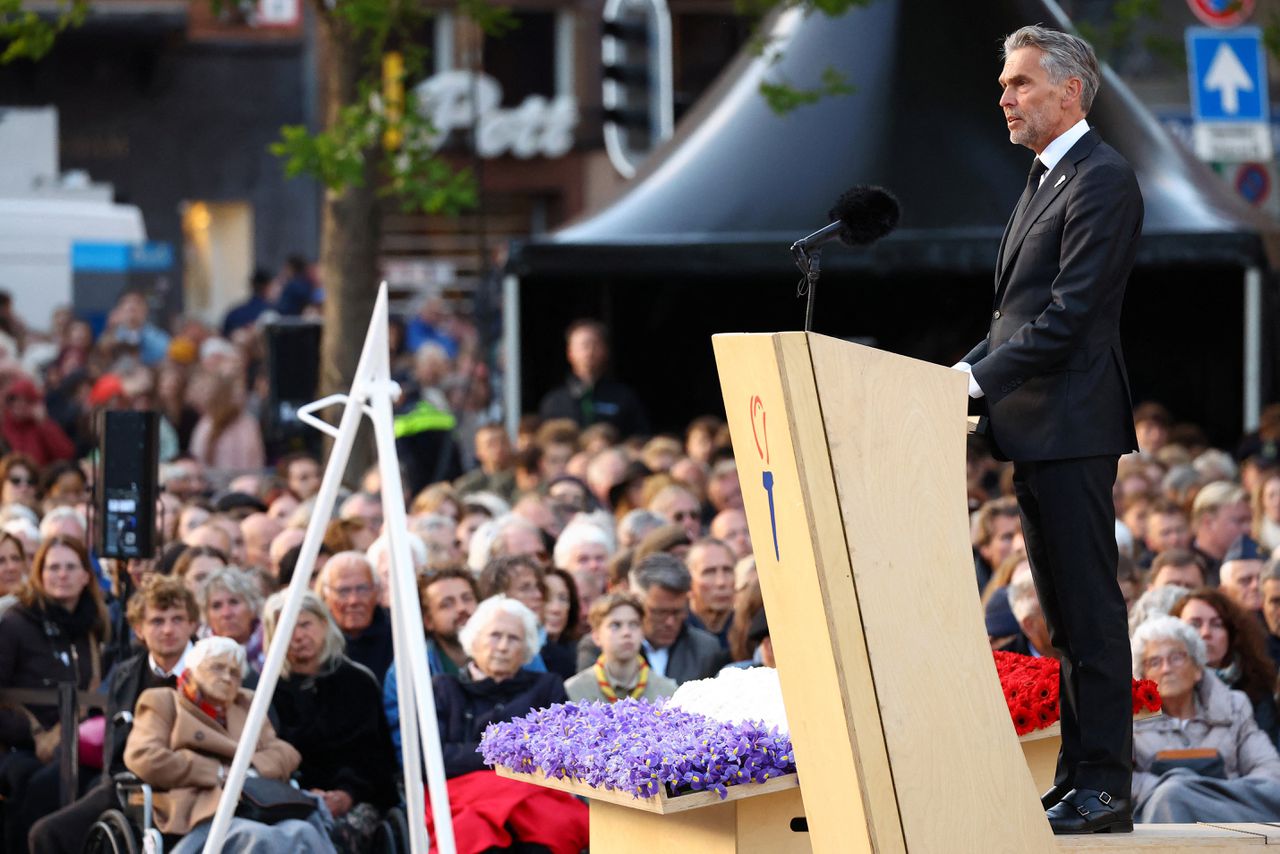 Premier Schoof: ‘Echo uit het verleden klinkt op deze dag extra luid’ - NRC