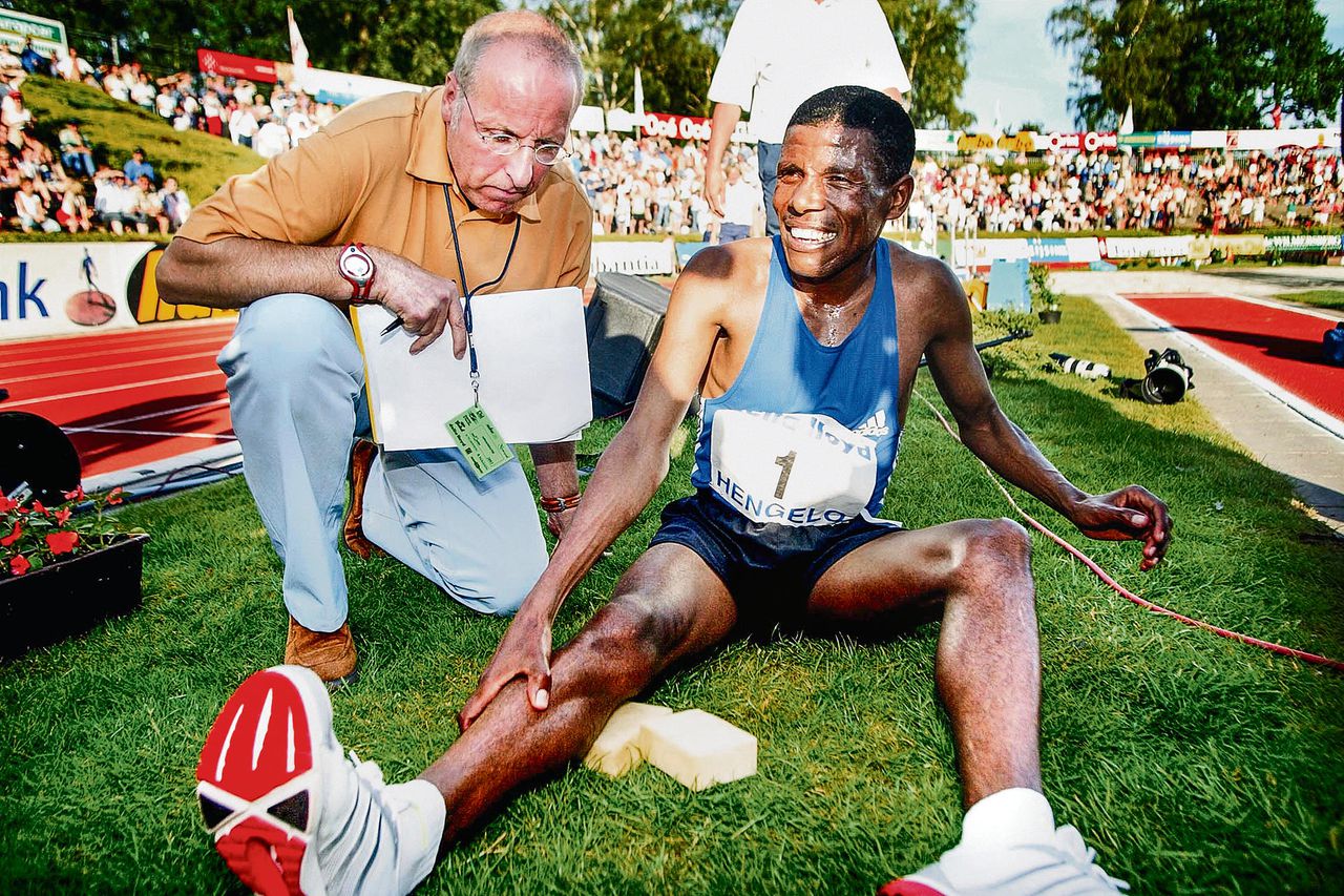 Atletenmanager Jos Hermens: ‘Doping hoorde er vroeger een beetje bij’ - NRC