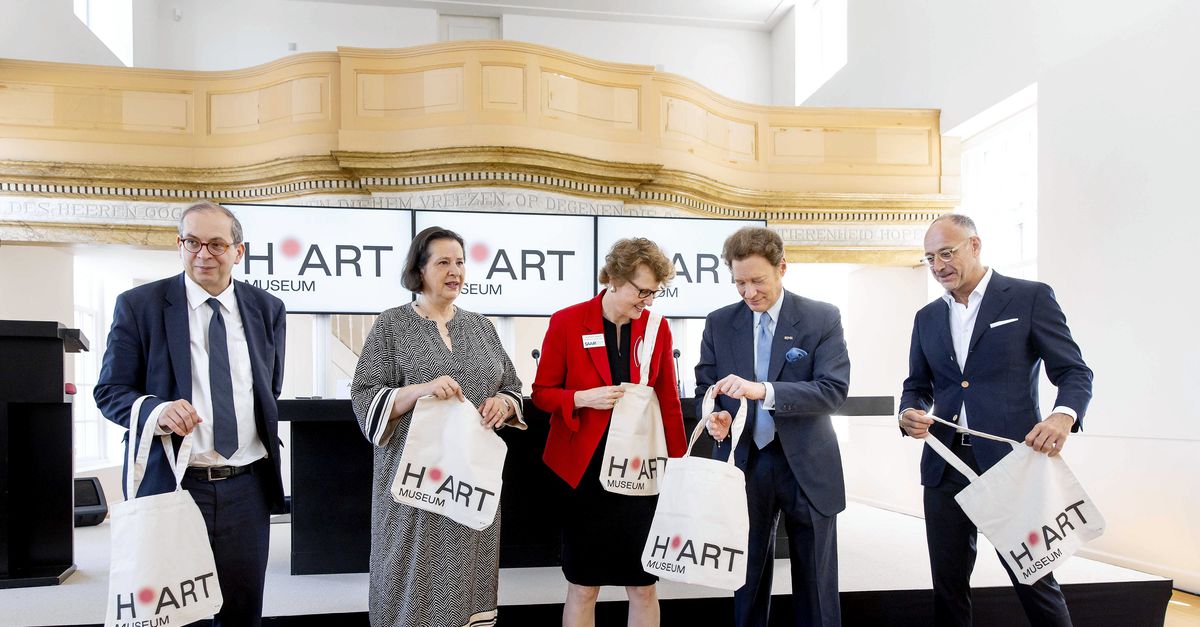 H’Art Museum en tijdschrift HART schikken: tijdschrift krijgt andere ...