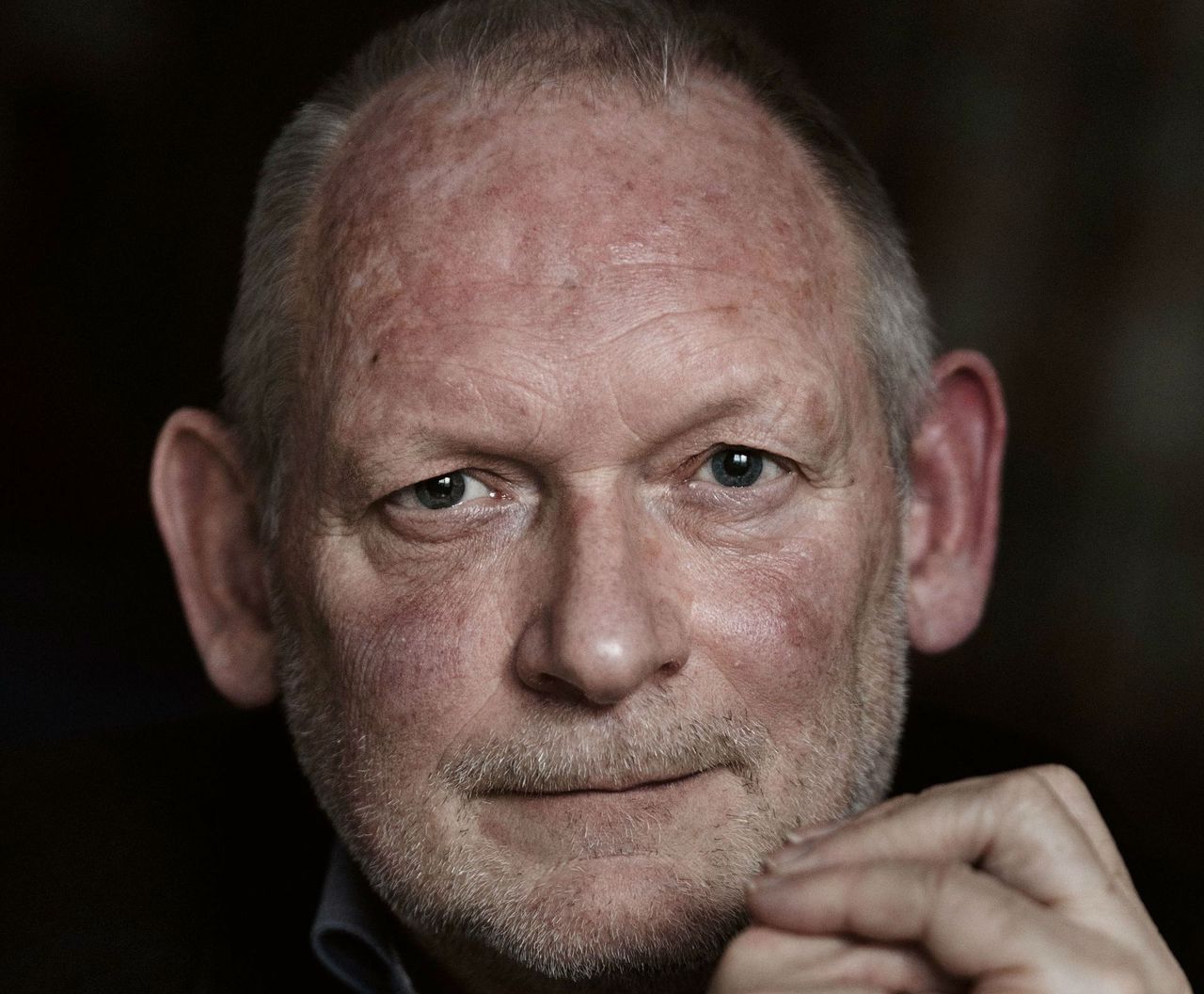 ‘Ik lag in bed en opeens kom ik een vreemde hand tegen’ - NRC