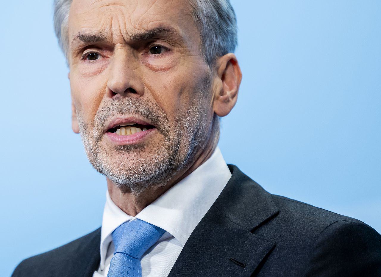 Premier Schoof spreekt met PVV en NSC over asielplannen kabinet: ‘prettig en constructief’ - NRC