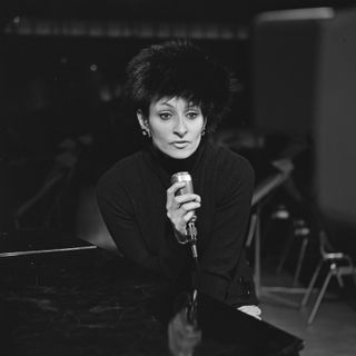 Barbara’s chansons zijn in Nederland ten onrechte vergeten - NRC