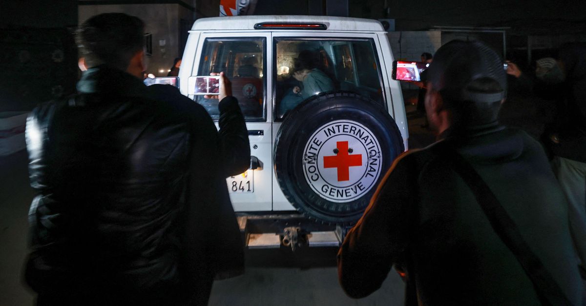 Hamas laat nog eens zes gijzelaars vrij - NRC