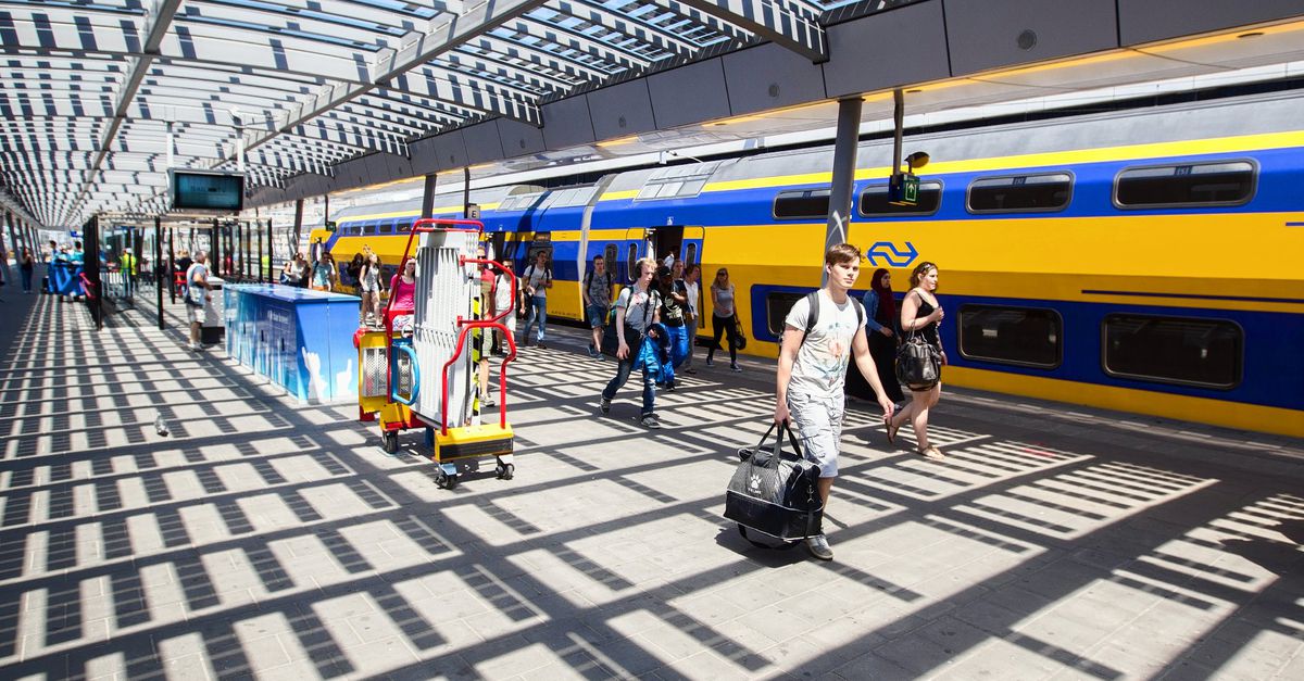NS-reiziger in 2017 vaker op tijd op bestemming - NRC