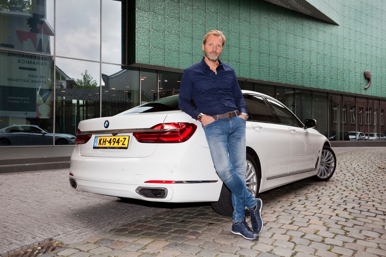 Gewone mensen met een museumstuk - NRC