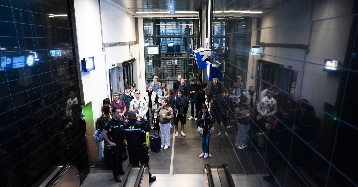 NS: storing verholpen, treinverkeer rond Amsterdam komt langzaam weer ...