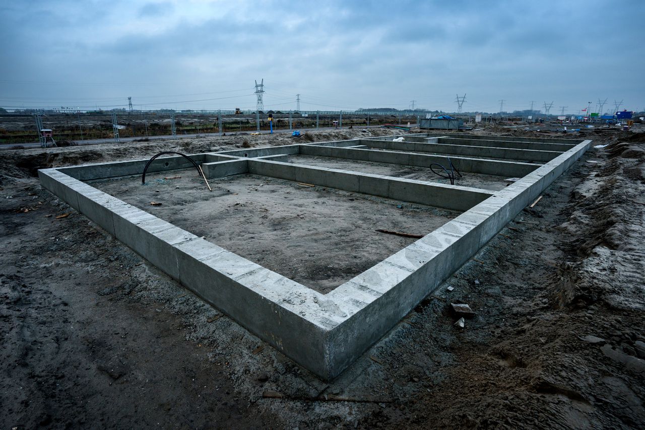 Bouwen in de polder: meer werk, maar kost minder - NRC