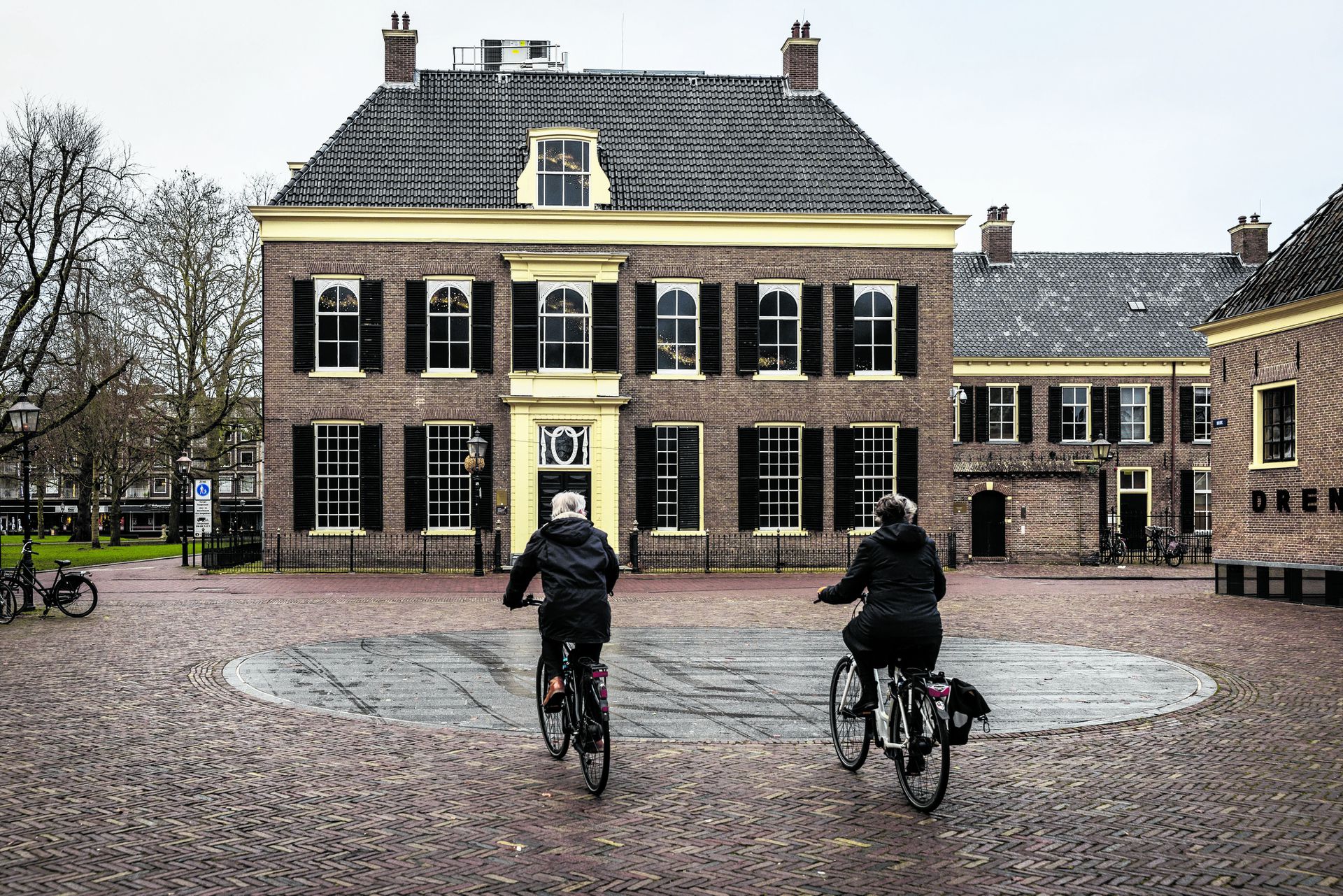 Verdachten kunstroof langer vast, politie onthult identiteit twee ...