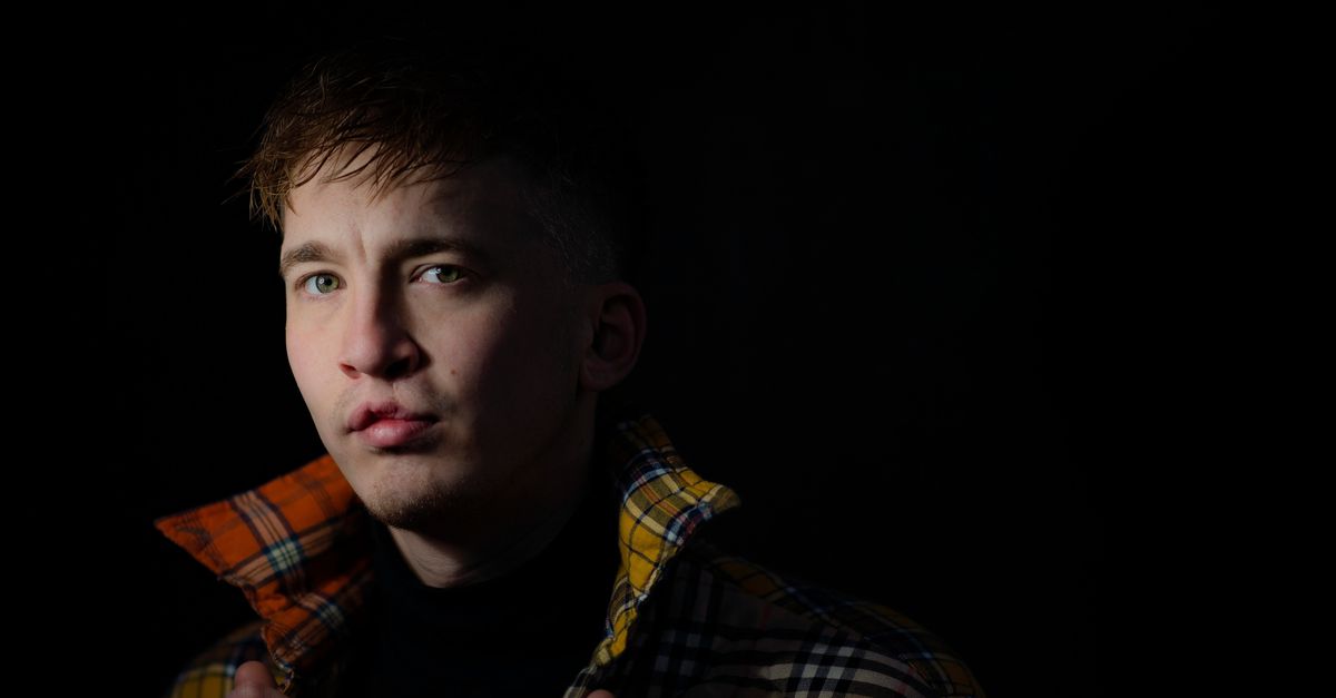 Rapper Snelle: in mei liep ik naast mijn schoenen - NRC
