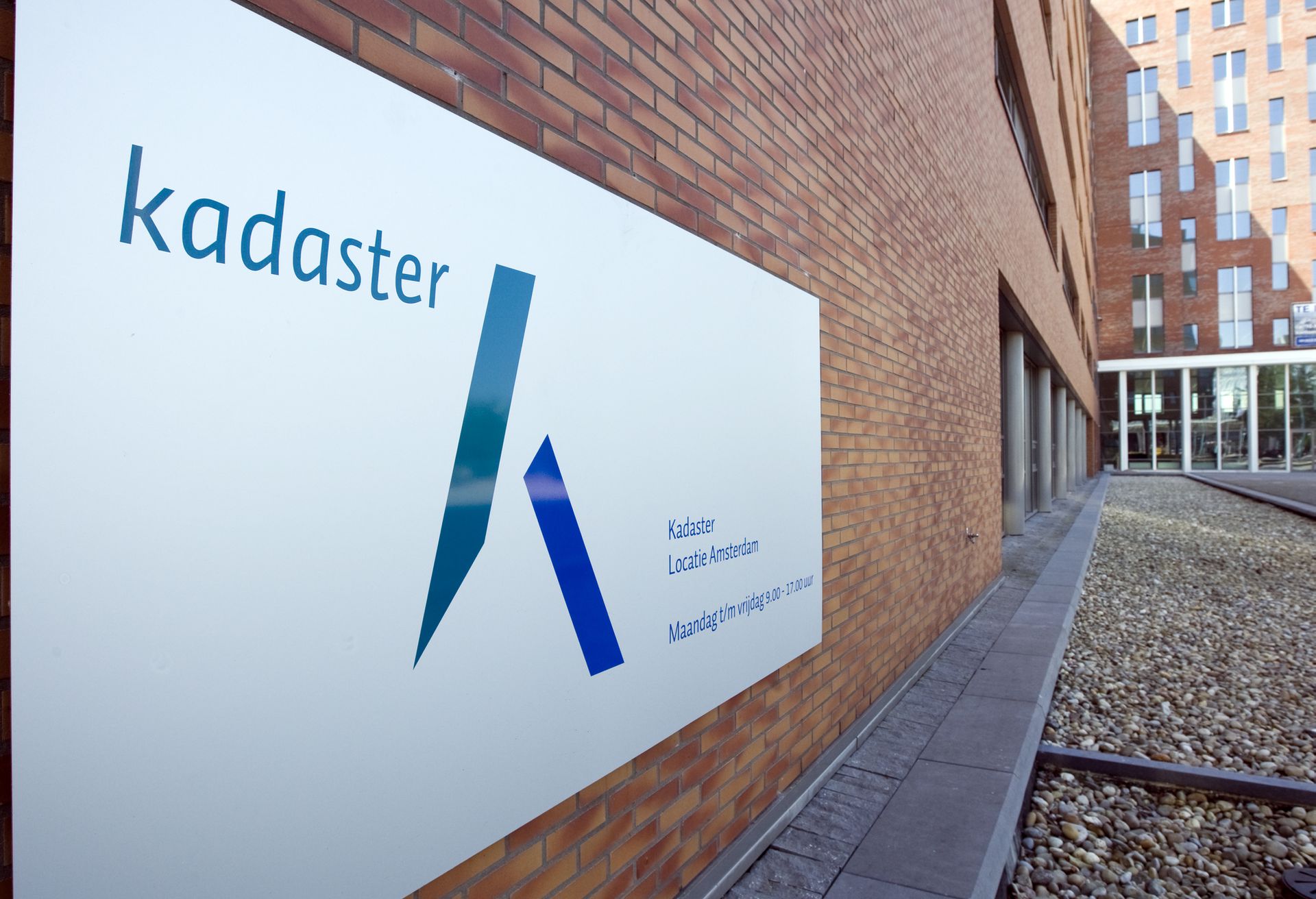 ‘Kadaster niet goed genoeg beveiligd tegen hackers’ - NRC