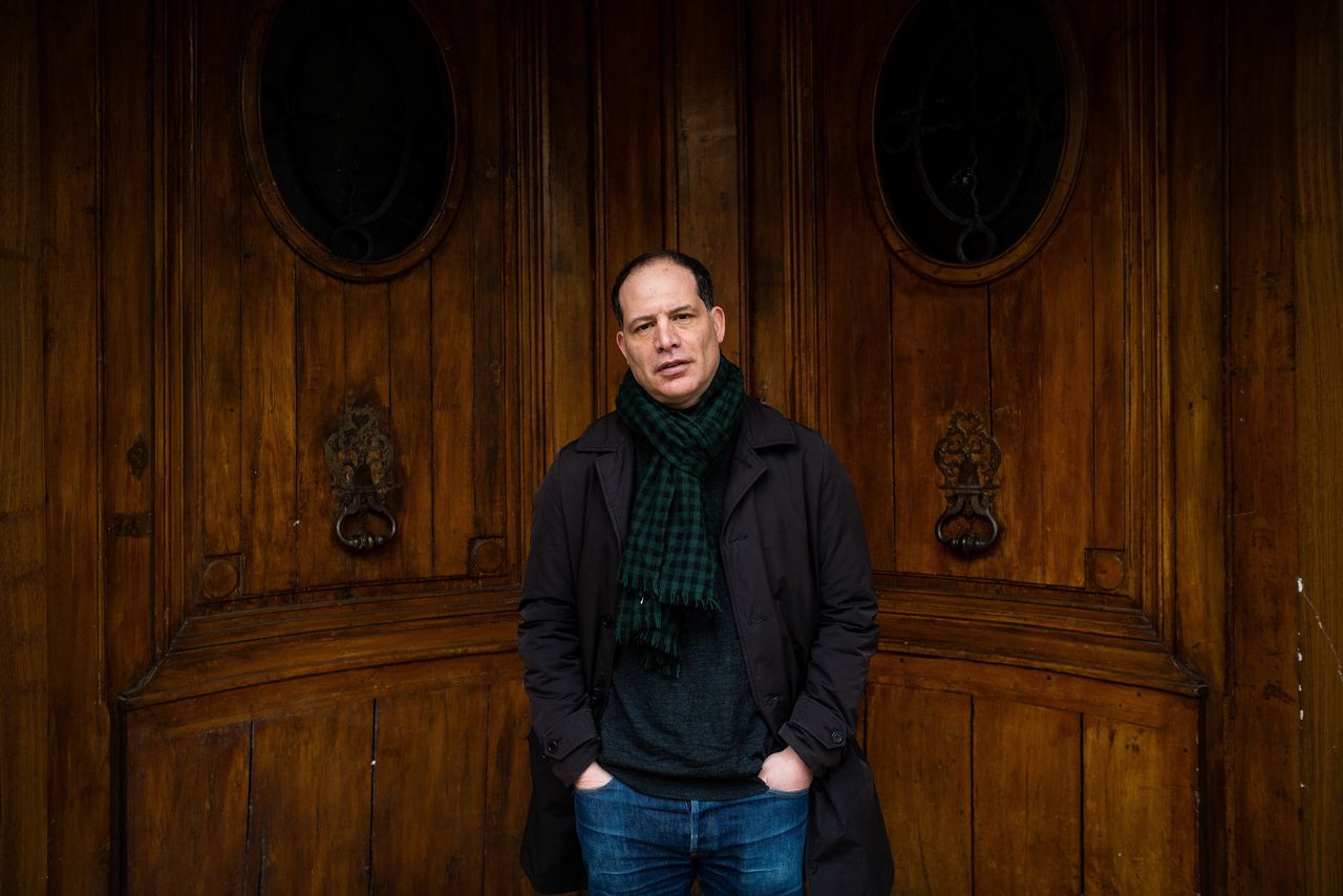 Simon Kuper schreef een boek over dubbelspion George Blake: ‘Een ...