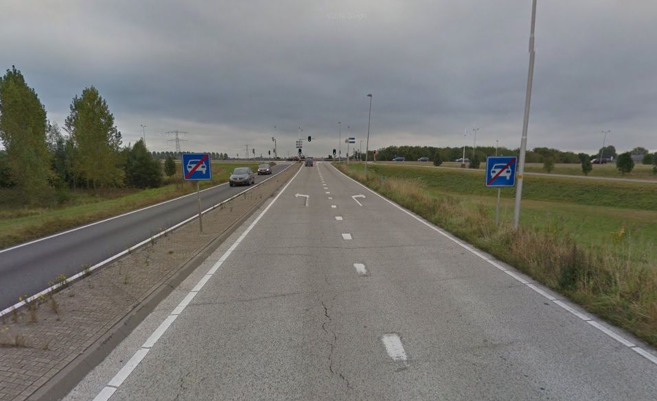 Snelweg A15 wordt doorgetrokken richting Duitsland - NRC