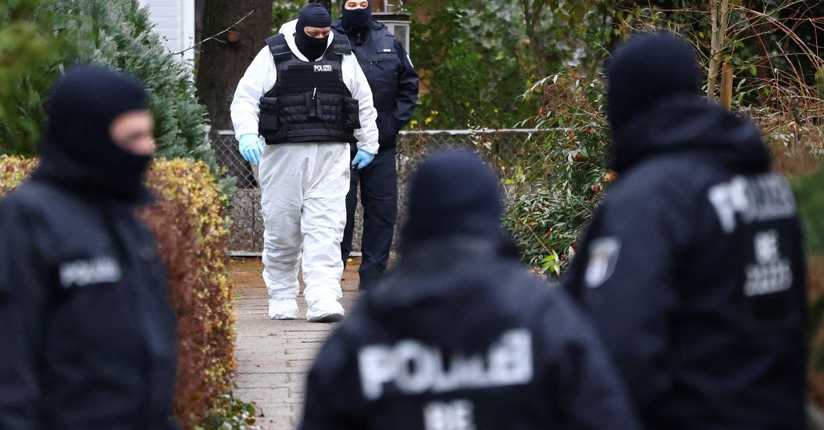 25 Duitse rechts-extremisten gearresteerd die coup wilden plegen - NRC