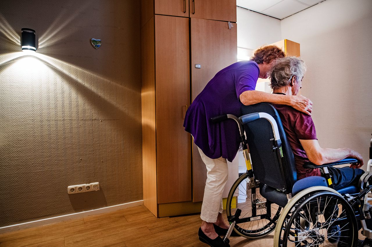 Nederland heeft op een na hoogste zorguitgaven van Europa, eigen ...