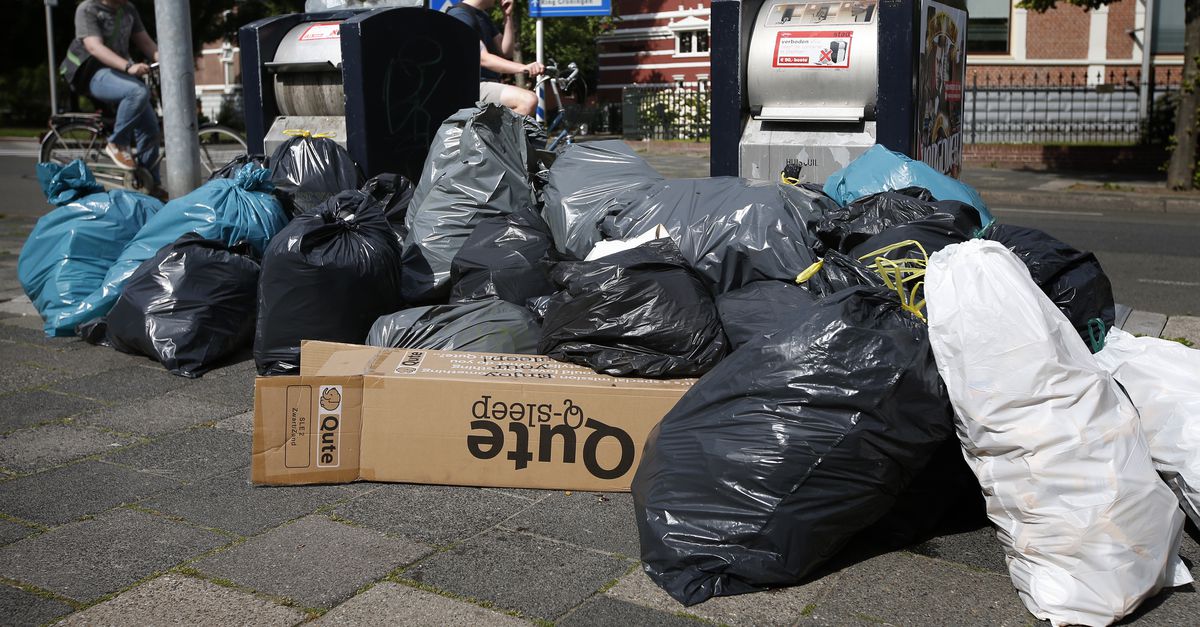 Vuil trekt vuil aan, bewijst experiment in Rotterdam - NRC