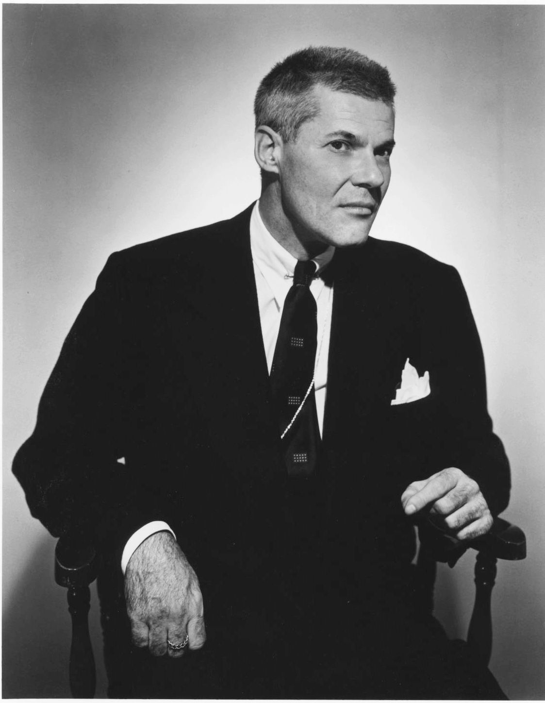 Gevangen in eigen huis - NRC