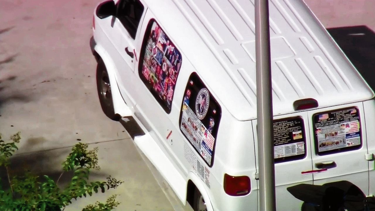 Trump-aanhanger verdacht van sturen van reeks bompakketten - NRC