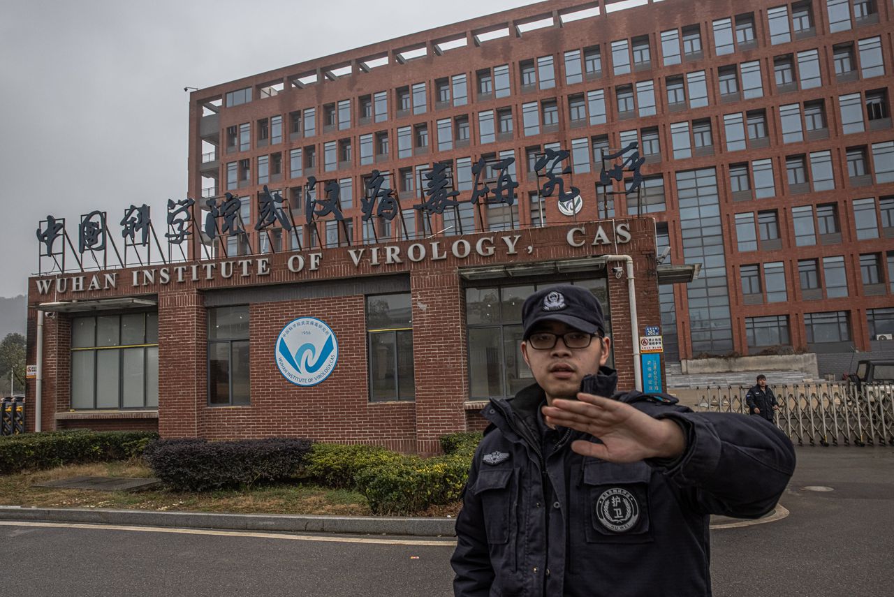 Facebook staat weer berichten toe over ‘Wuhan lab-theorie’ - NRC