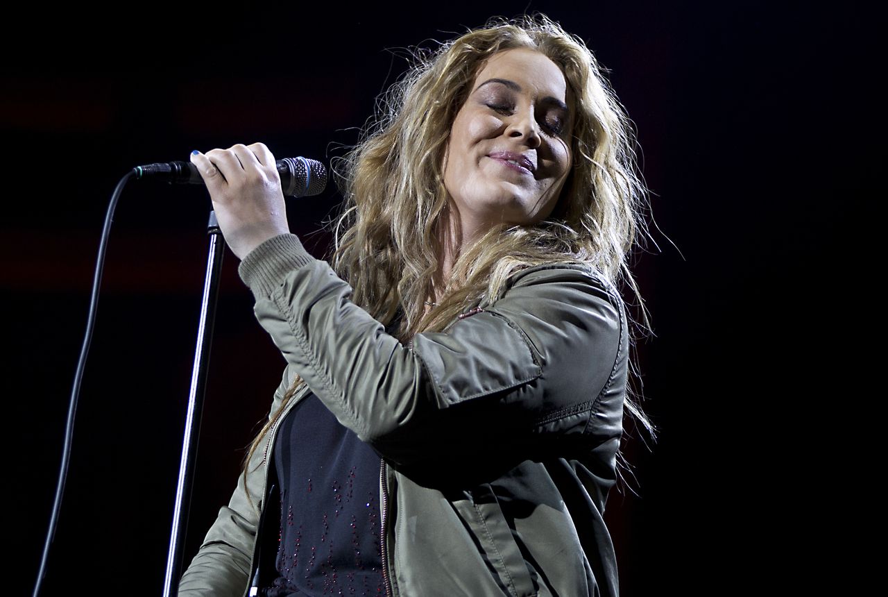 Het negende album van Anouk verdeelt de recensenten - NRC