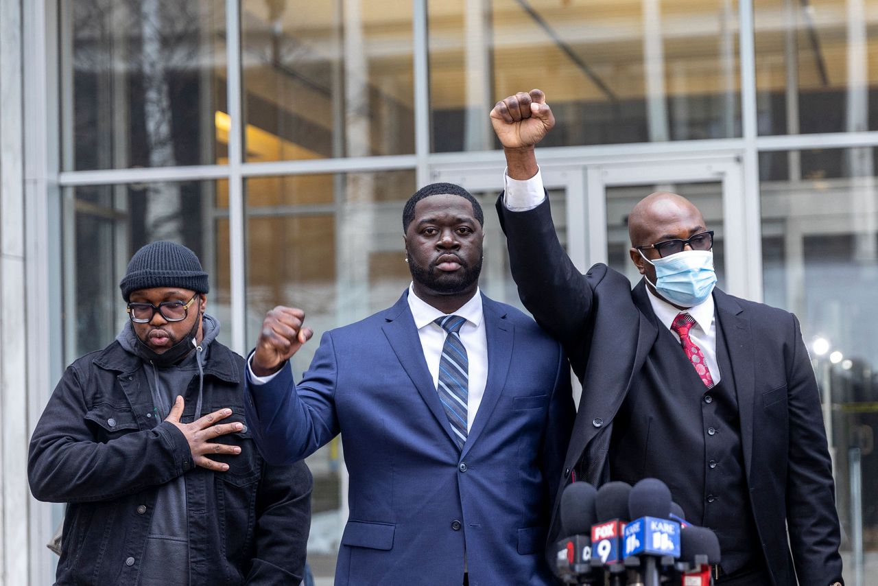 Chauvin bekent burgerrechten Floyd te hebben geschonden bij arrestatie ...