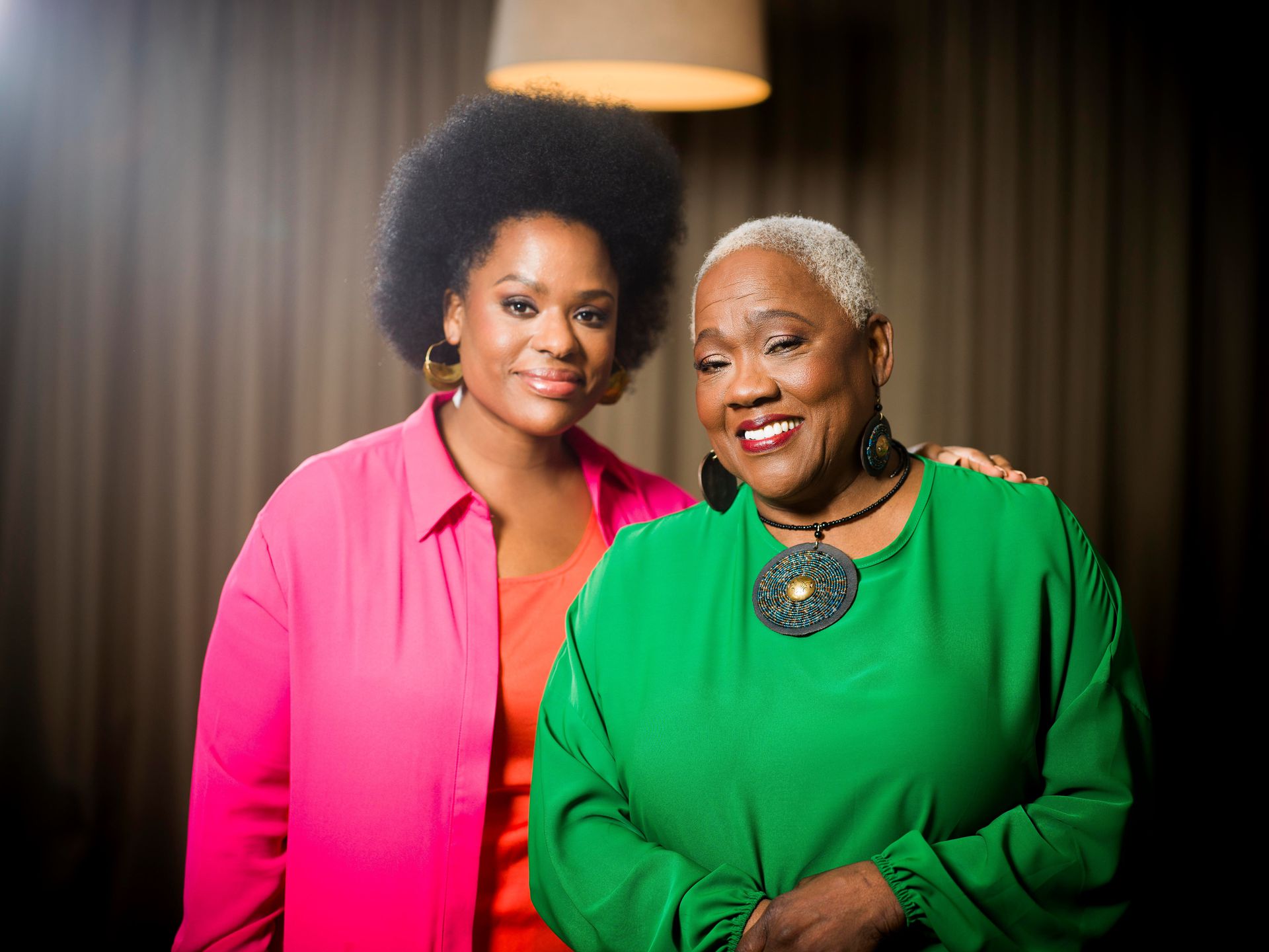 Journalist Nicole Terborg woonde als kind bij een tante. Nu vraagt ze ...