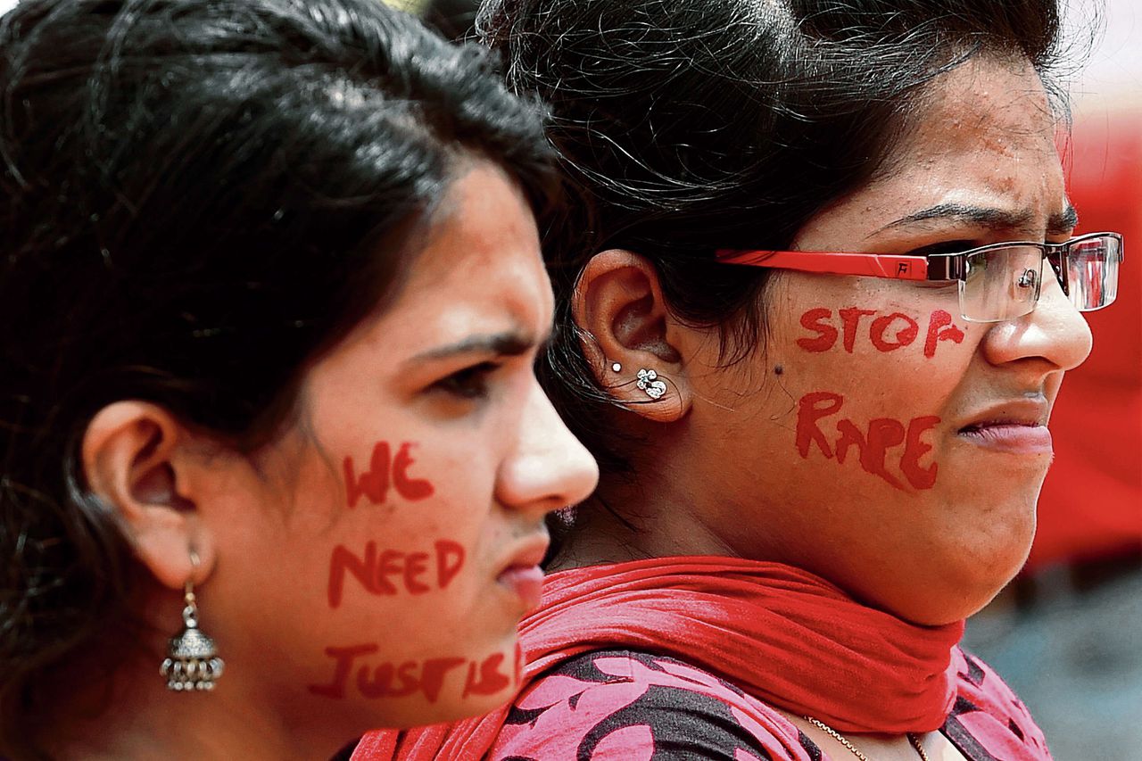 ‘Meisje moet zich rustig laten verkrachten’ - NRC