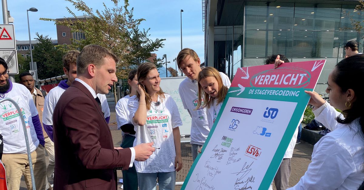 Een stagevergoeding voor iedere student - NRC