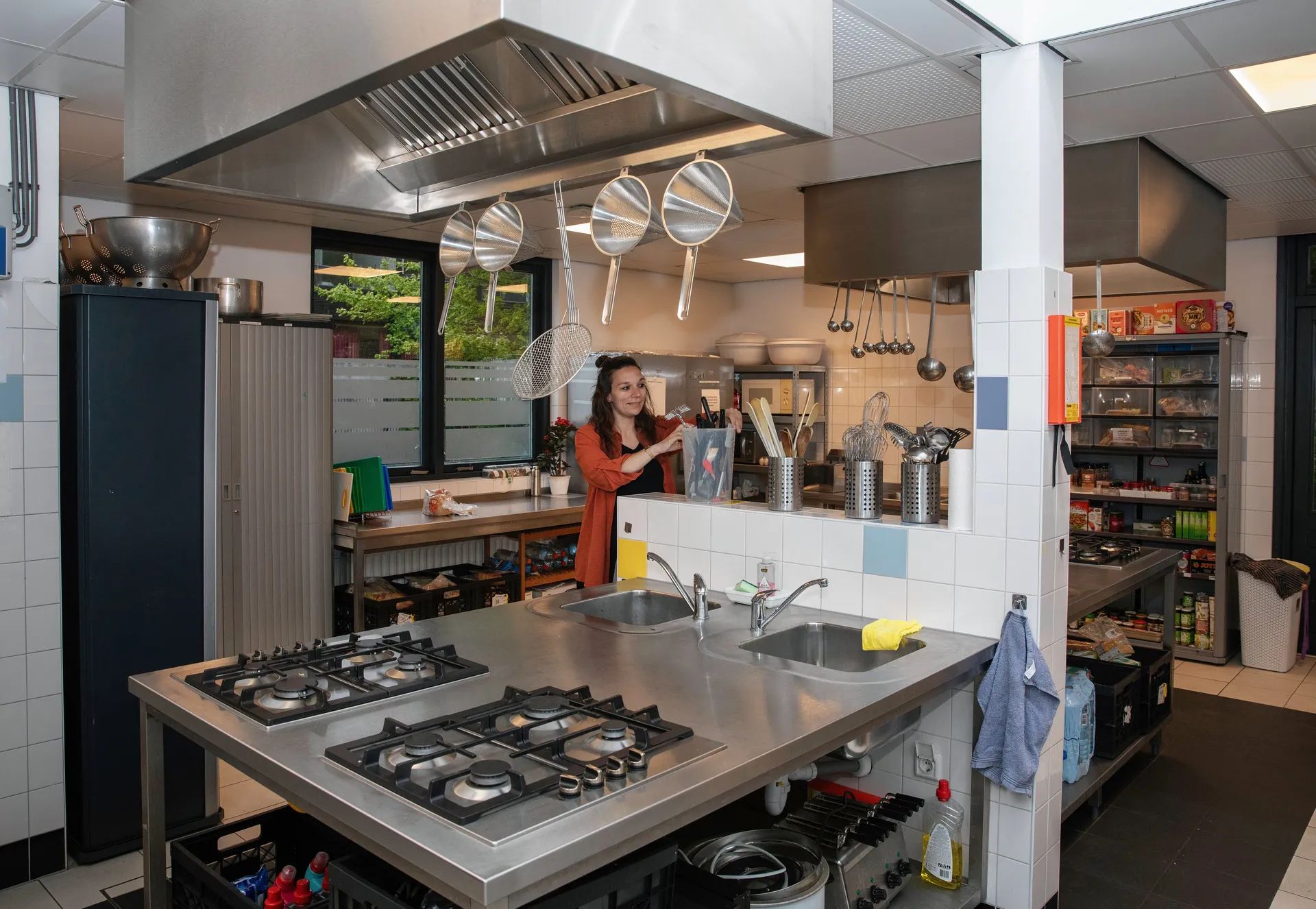 Met een strak programma en een coach voor iedere leerling wil deze ...