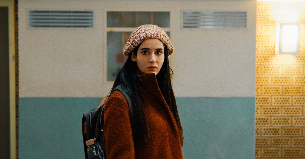 ‘Die Middag’: gesprek over ontheemding door het spionnetje in de deur - NRC