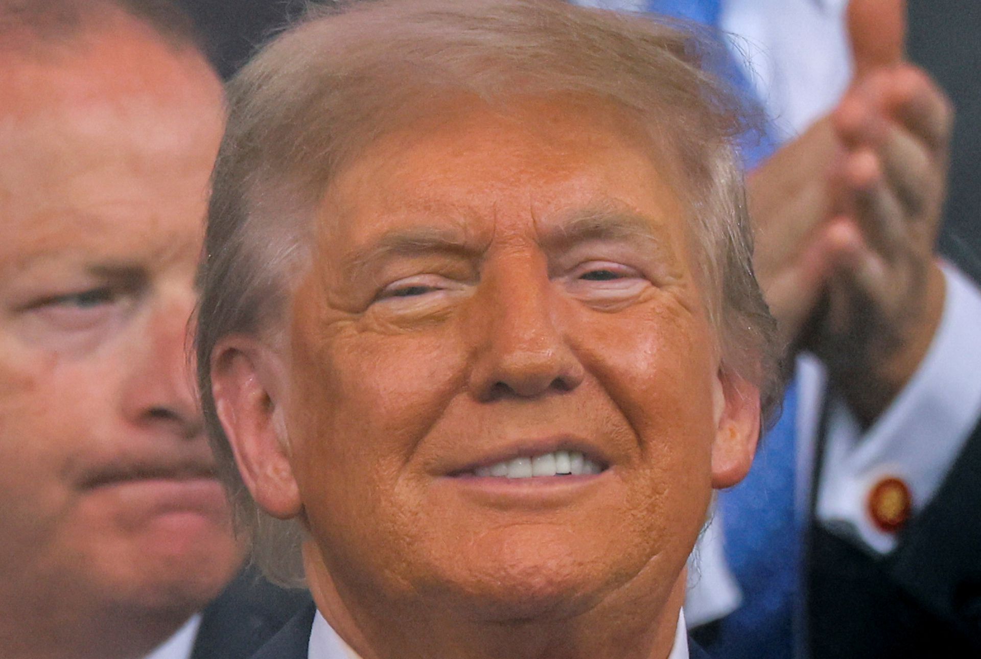 De militaire parade van Donald Trump in beeld - NRC