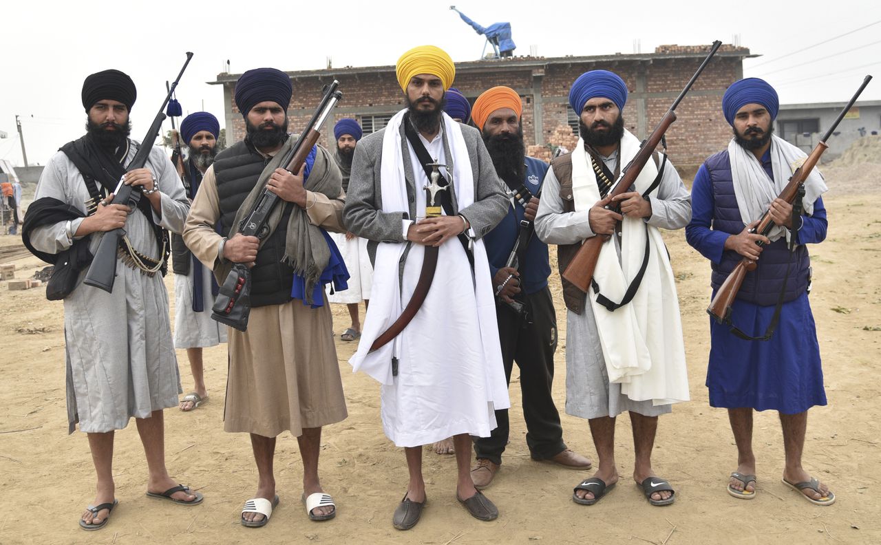 Wekenlange klopjacht eindigt in arrestatie Amritpal Singh ...