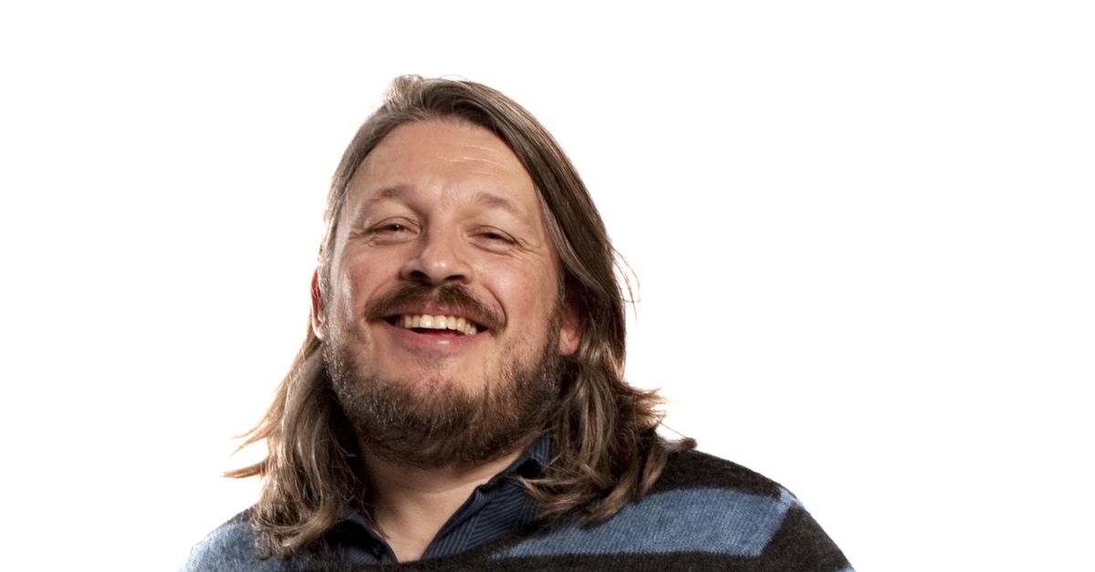 Eerst m'n snor terug - NRC