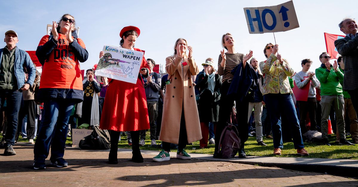 Voorzitter Algemene Onderwijsbond is woedend: ‘Donder op met je begrip ...