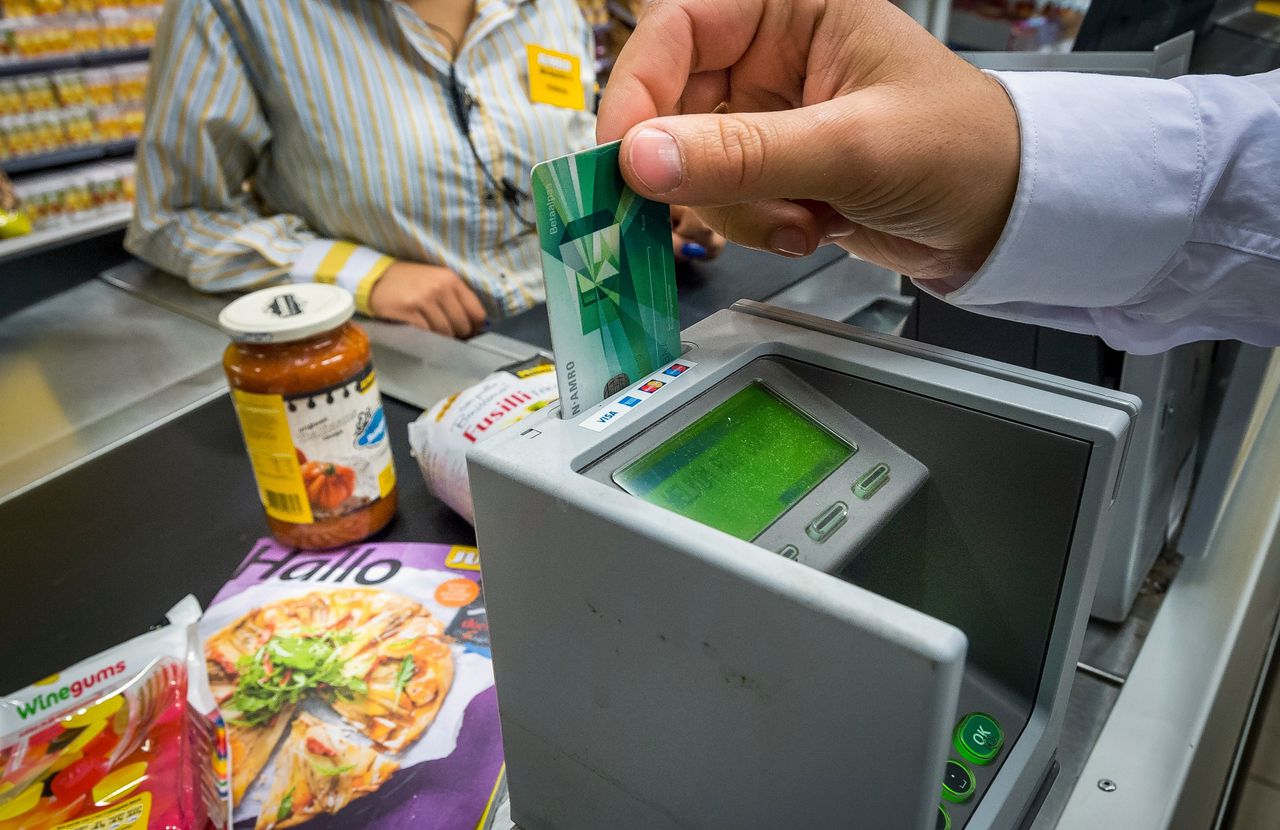 NRC checkt: ‘Consument doet zeven betalingen per dag’
