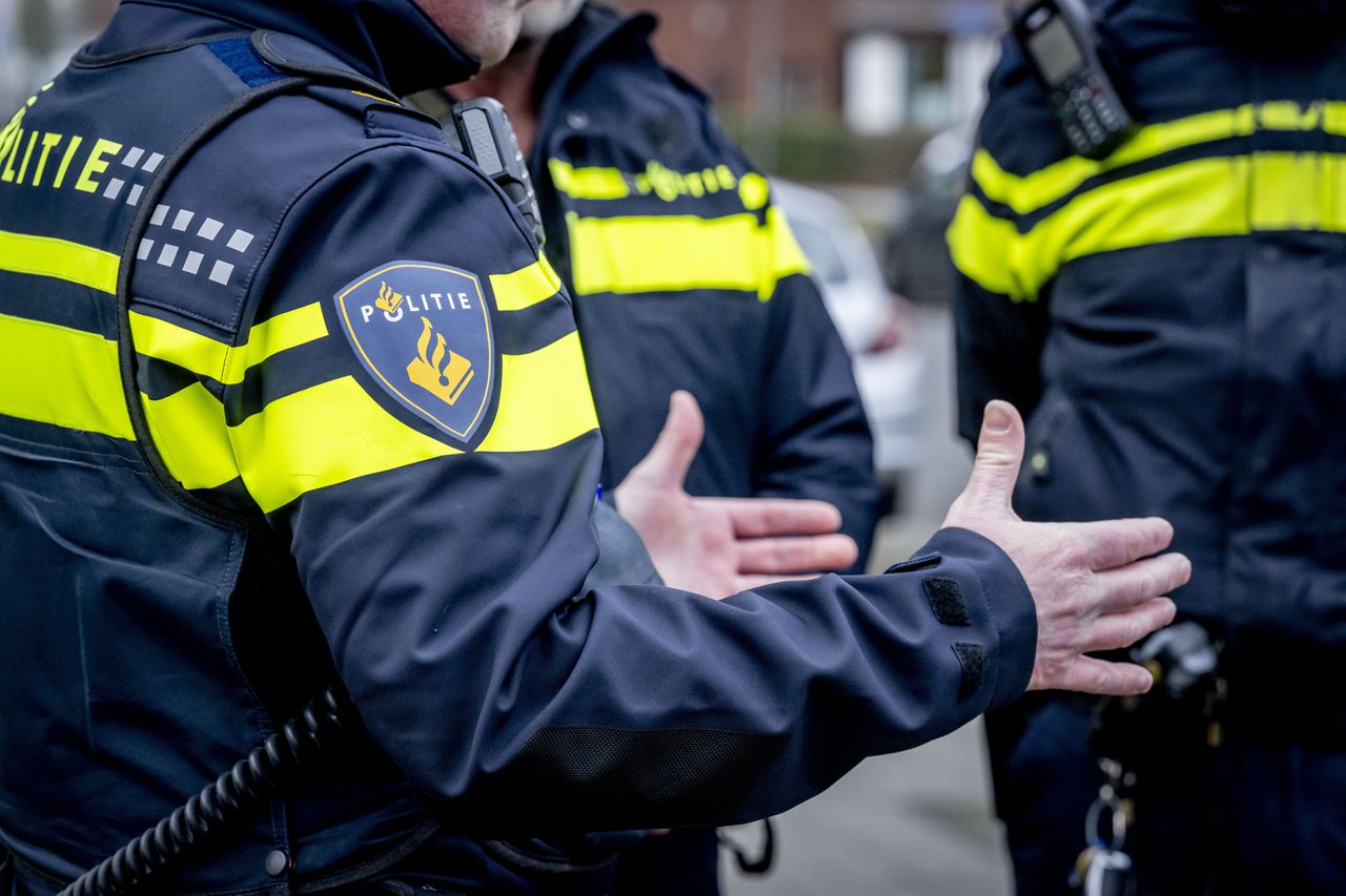 'Een nachtmerrie': namen en mailadressen van alle politiemedewerkers ...