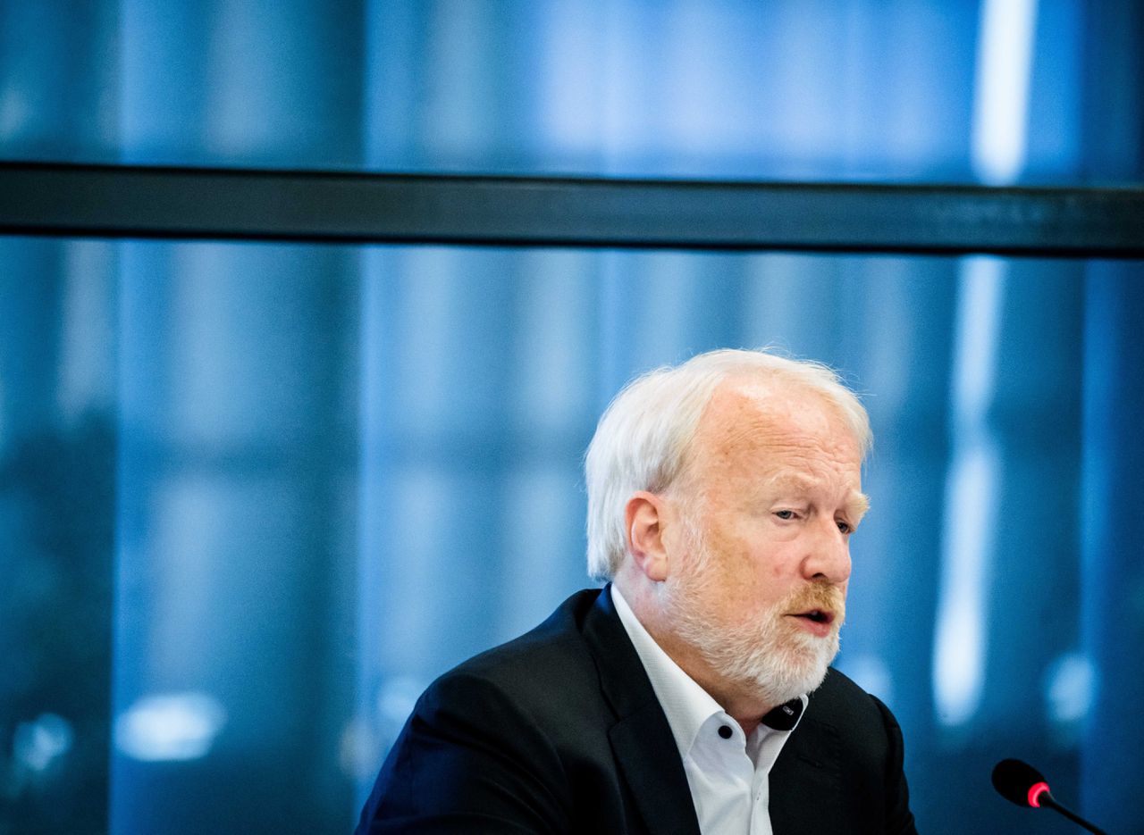 Van Dissel: coronameldingen ‘fluïde begrip’ geworden - NRC
