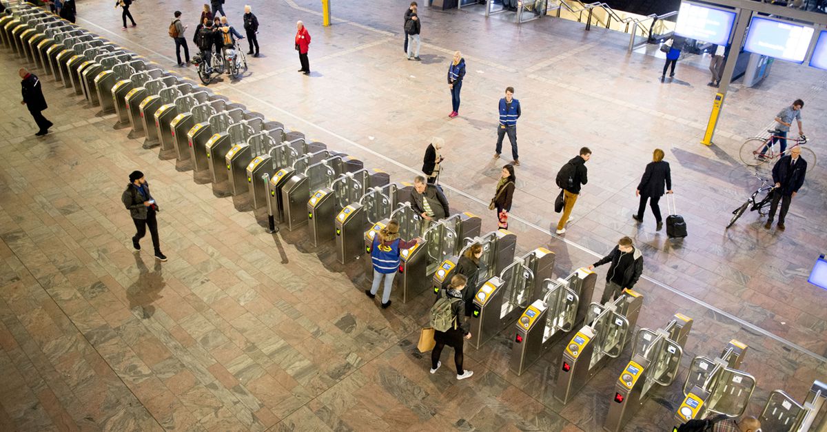 Boete zwartrijden in de trein verhoogd - NRC