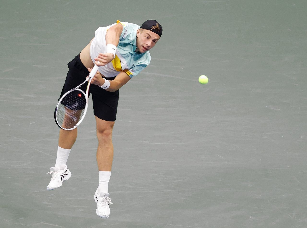 Tallon Griekspoor was al snel, groot en sterk, maar is nu ook fit - NRC