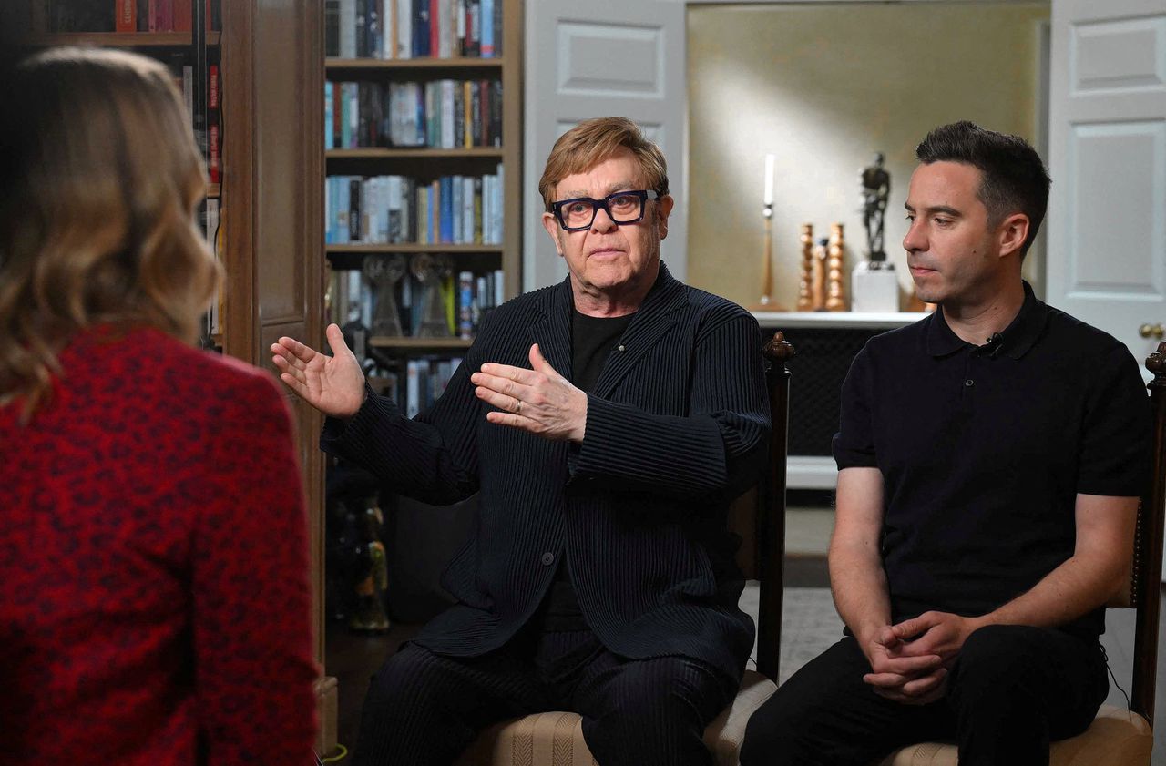 Elton John fel op kabinet: ‘Uitblijven AI-regels is een misdaad tegen ...