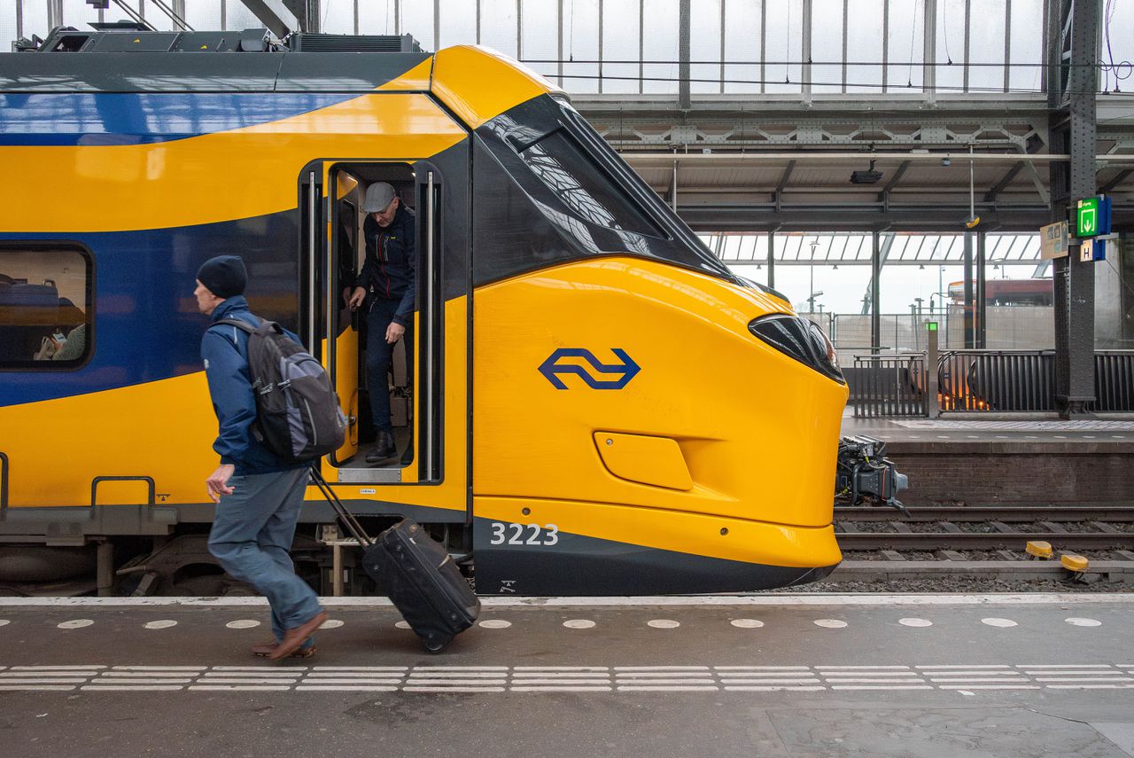 Vrijdag geen NS-treinen in het hele land door staking - NRC
