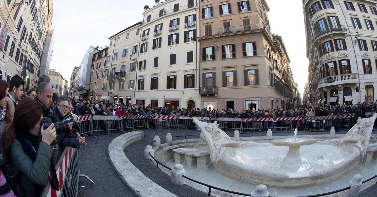 Schade aan fontein in Rome minder dan 10.000 euro - NRC