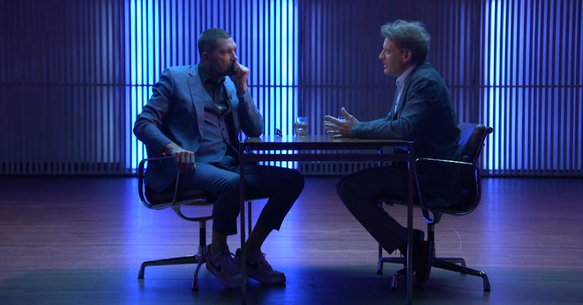 Tv-recensie | Thomas Hertog hielp Theo Maassen door zijn debuut met een ...