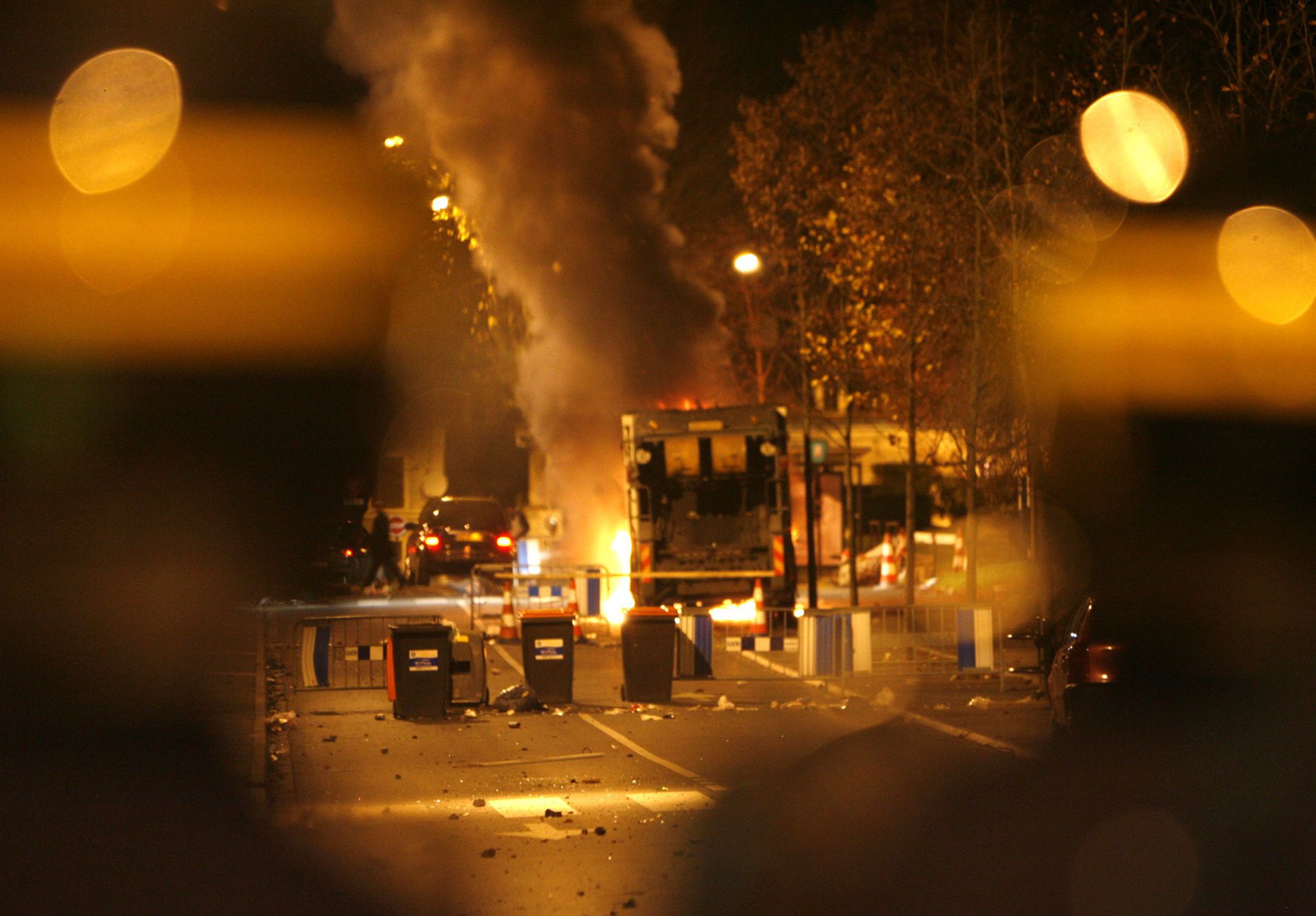 Tweede nacht van rellen in Parijs - NRC