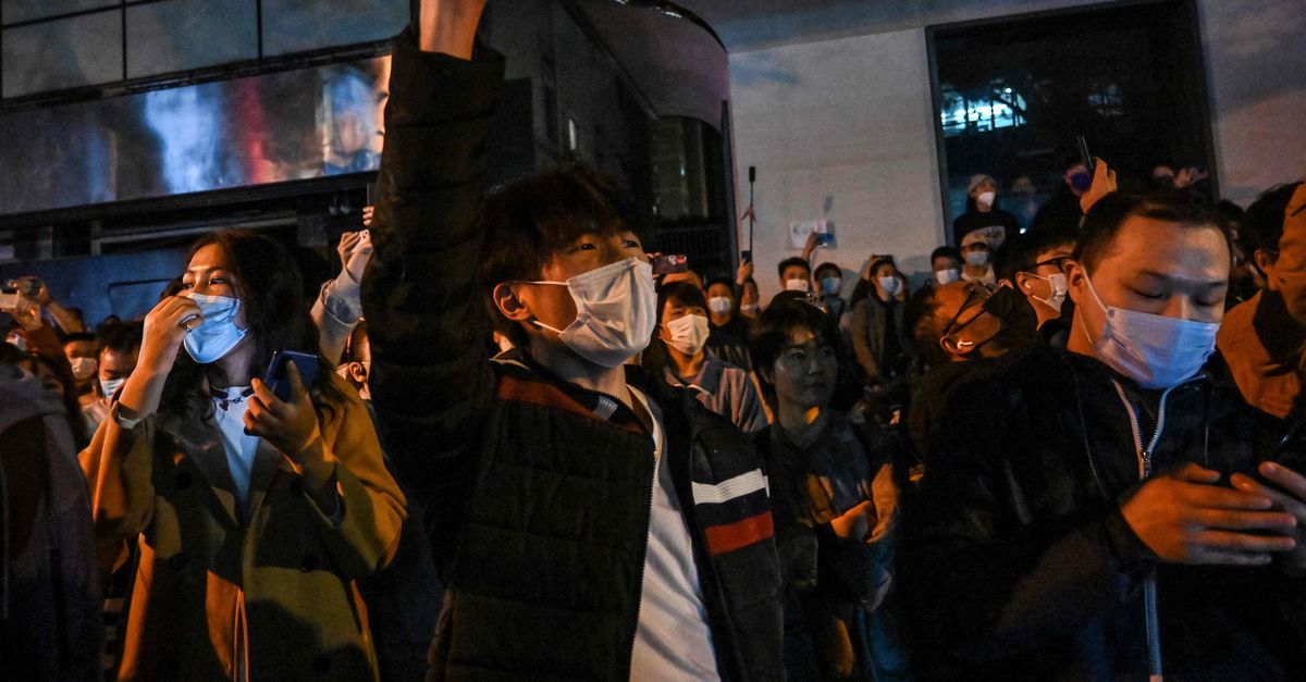 Inwoners van Chinese steden protesteren opnieuw tegen streng ...