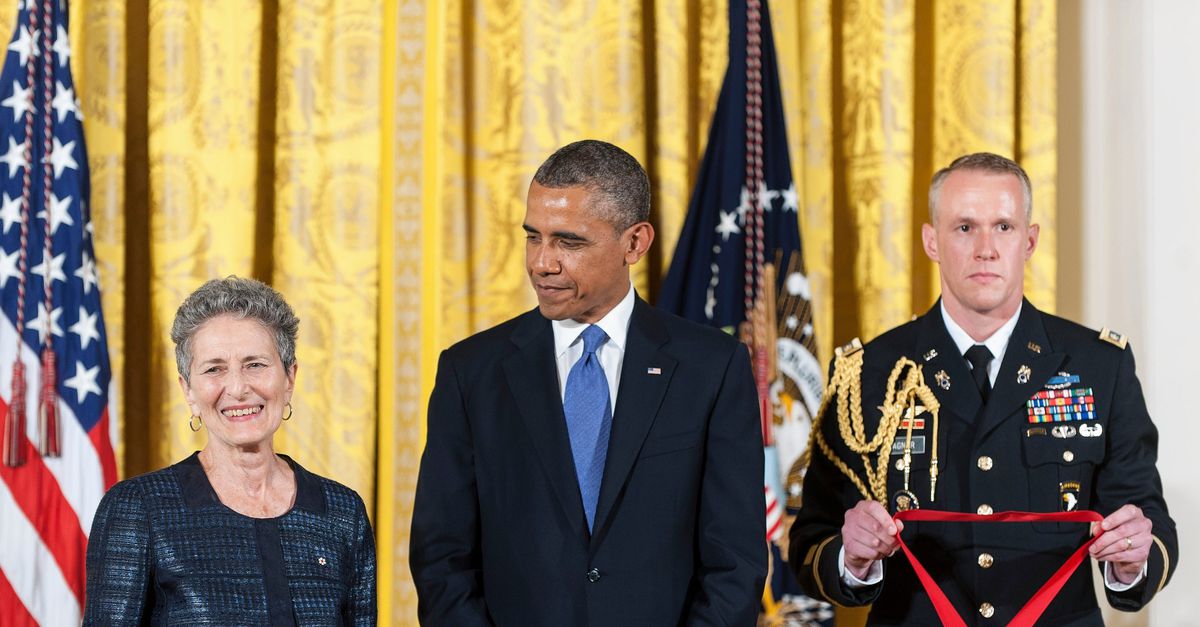 Historicus Natalie Zemon Davis gaf een stem aan de stemlozen uit de ...